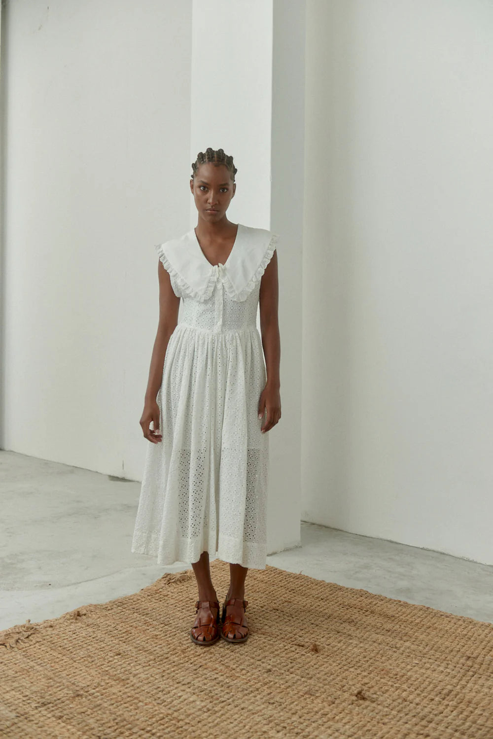 Broderie Anglaise Collar Frill Dress – AKJP STUDIO