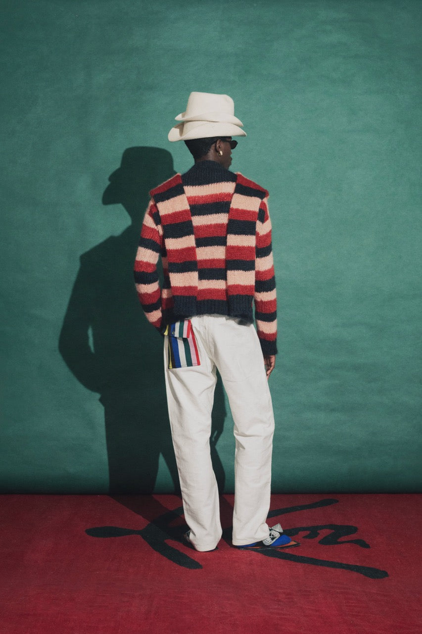 WHITE SUNSUM JEANS – AKJP STUDIO