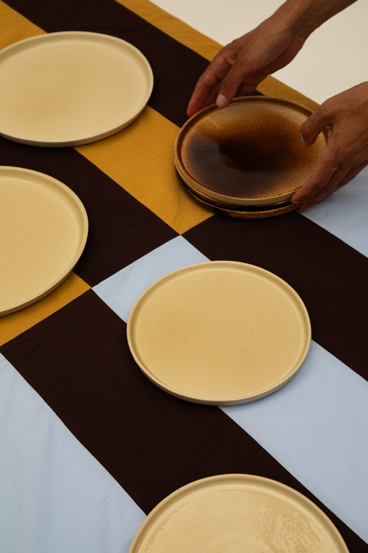 Round Slip Dinner Plate – AKJP STUDIO