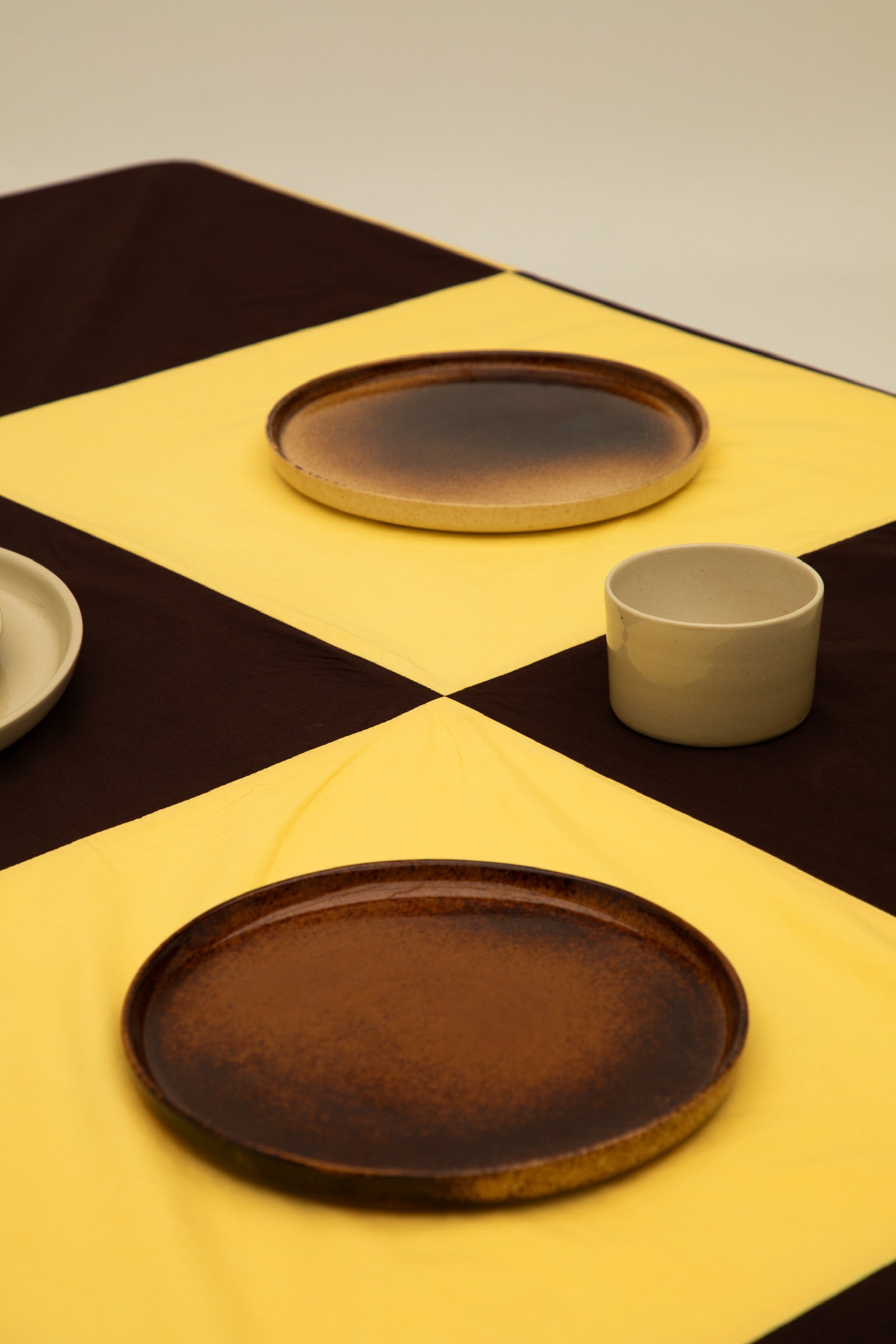 Round Slip Dinner Plate – AKJP STUDIO